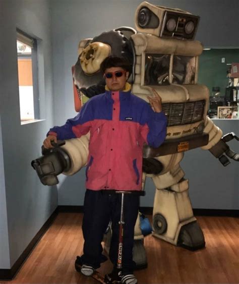 Пин от пользователя Pandora Xavion Dahmer на доске Oliver Tree Scooter