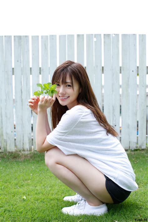 Gallery รวมภาพแฟชั่นสุด Cute ของเหล่าสาวสวยสุด Hot ประจำสัปดาห์นี้