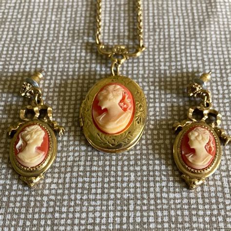 1928 Jewelry Vintage 928 Jewelry Cameo Locket Necklace And Earrings