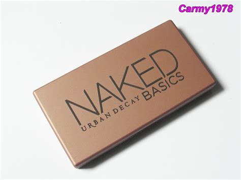 Urban Decay Naked Basics Benvenuta Carmy Italian Blog Magazine Fashion Food Beauty