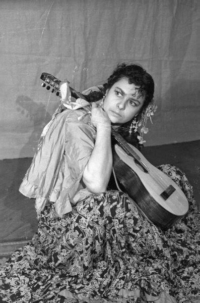 Фото Московский государственный цыганский театр «Ромэн Вера Вишнякова 1957 год г Москва