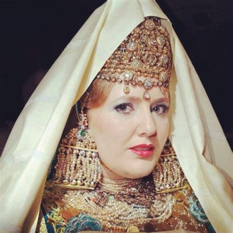 Chedda Une Tenue Traditionnelle Purement Tlemcenienne Tenue Traditionnelle Tenue