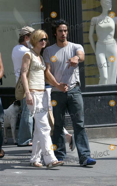 Photos And Pictures Carlos Leon And His Girlfriend Kirsty Hinchcliffe