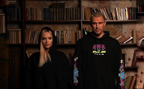 Тарас Цимбалюк зворушливо привітав свою дівчину з днем народження та показав нові спільні фото