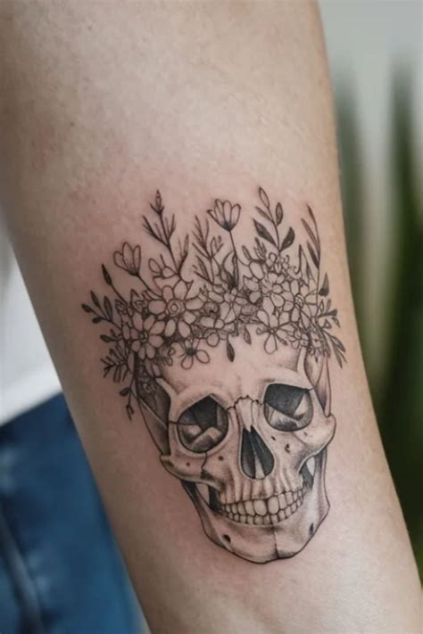 25 Stylish Small Skull Wrist Tattoo Ideas For Women Lets Learn Slang