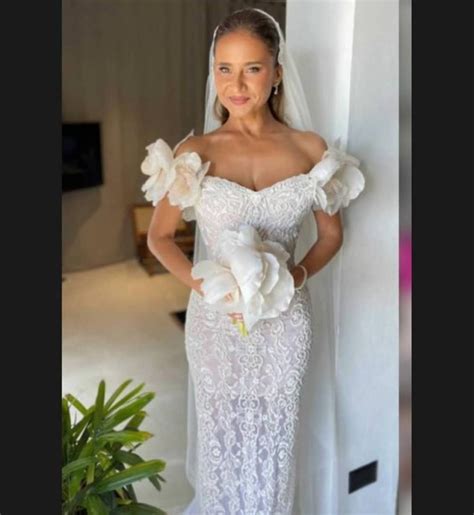 15 صورة من حفل زفاف نيللي كريم وهشام عاشور وجمال العدل وكيل العروس