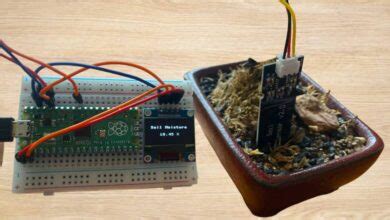Capacitive Soil Moisture Sensor With Raspberry Pi Pico