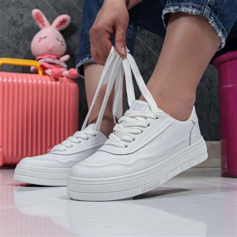 پوشاکس کفش کتونی زنانه ساده رنگ سفید مدل ونس Vans کد 27890 پوشاکس