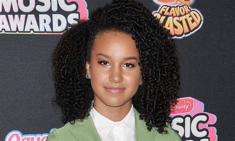 Sofia Wylie Height Weight Measurements Bra Size Shoe Size