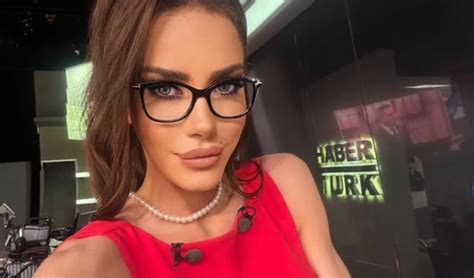 Habertürk Spikeri Ela Cebeci Tacizci Yüzünden Binada Mahsur Kaldı