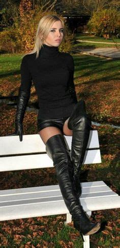 Pin On Bottes Et Cuissardes Boots And Thigh High Boots