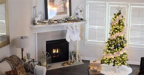 Как оригинально украсить комнату на Новый год 2023