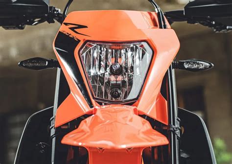 Ktm 690 Smc R 2021 Motorcycle Specifications Reviews Photos Used