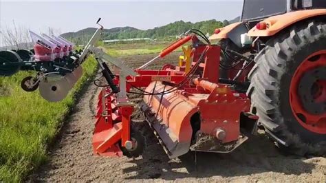 대성농기계 콩두둑성형 및 동시파종 Youtube