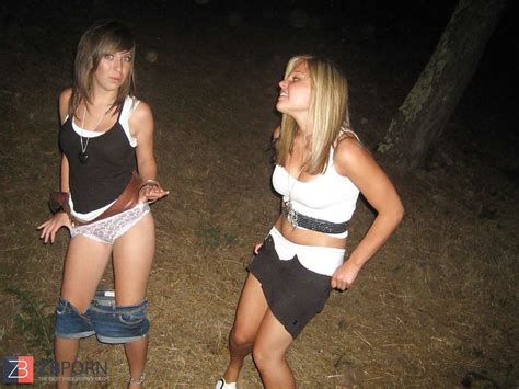 Observe Throughupskirts Displaying Nipple Glide Ect Zb Porn