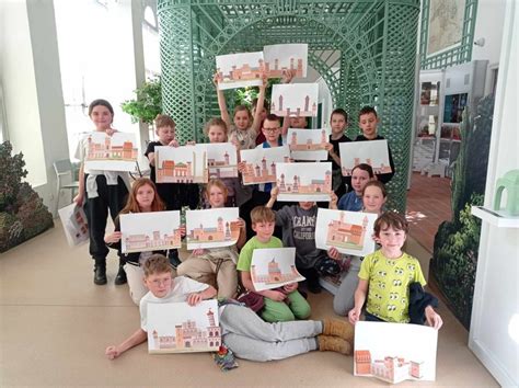 Klasa Iii A Z Wizytą W Muzeum Zamku W Łańcucie Aktualności Sp2 W