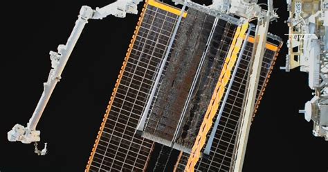 watch nasa s new photo voltaic array unfurl on the house station octo