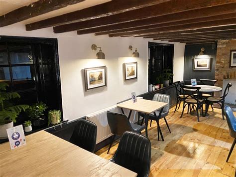 Gallery Fancy B Baydon