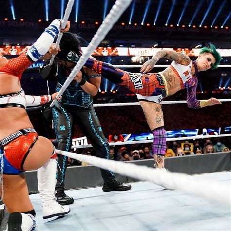 Ruby Riott Scrolller