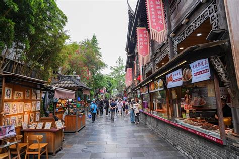 T Tour Trung Qu C Tr Ng Kh Nh C U Tr I C U Th Nh Tr Ng Kh Nh T Ng Tr I Nghi M T I