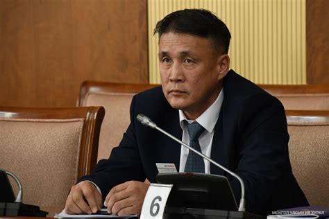 Улсын Дээд шүүхийн шүүгчид нэр дэвшигч Н Батзоригтой танилцав