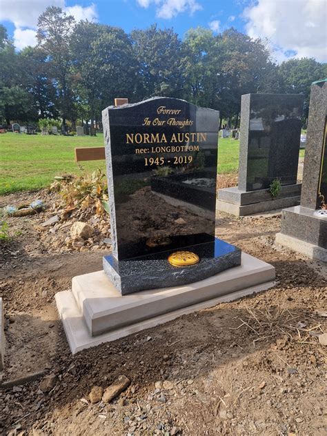 Unique Headstones Uk