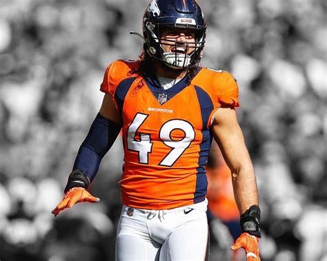 Alex Singleton R Nfl Bulges