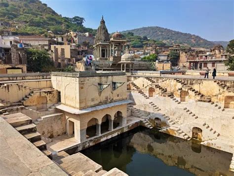 Panna Meena Ka Kund Stepwell Guide Architecture History And Photos
