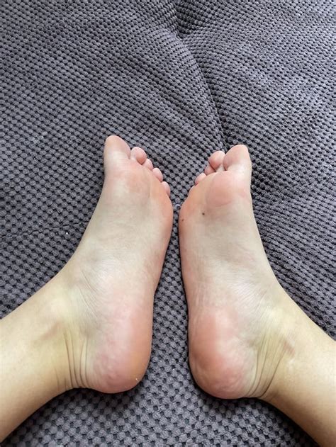 I Want Your Tongue To Tickle My Sole R Scrunchedsoles