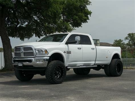 Dodge Ram 3500 Lifted
