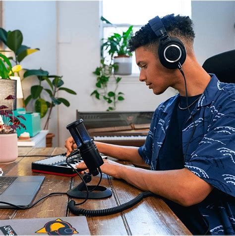 Audio Technica At2020usb X Cardioid Condenser Usb Mic Podcasters
