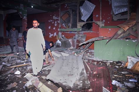 파키스탄 “인도 미사일 공격에 8명 사망…인도 전투기 5대 격추”