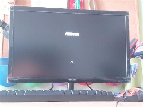 New Pc Wont Boot Up And Is Stuck At This Loading Screen Rasrock