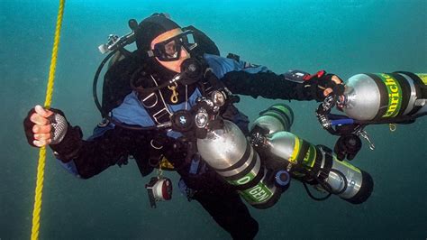 Stage Tank What Is It And What Is It Used For Dressel Divers