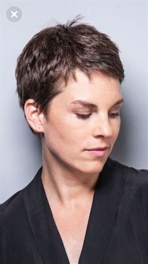 Pin By Curtis Yoncis On Shorts Short Hair Pixie Cuts Super Short