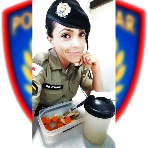 Brazilian Police Officer Bikini Fitness 01 Photo 49 58