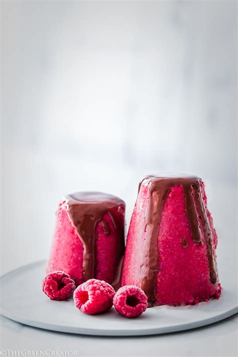 Raspberry Pudding With Chocolate Sauce