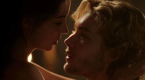 Reign Daily On Twitter Reign Mary And Francis Reign Tv Show Reign Mary