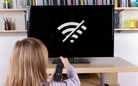 why does my tv disconnect from wi fi when turning off samsung