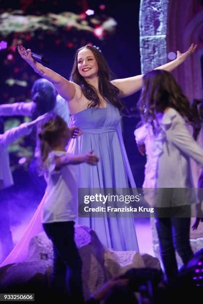 Oonagh Singer Photos And Premium High Res Pictures Getty Images