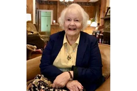 Jean Lovelace Stinchcombe Obituary 2025 South Burlington Vt