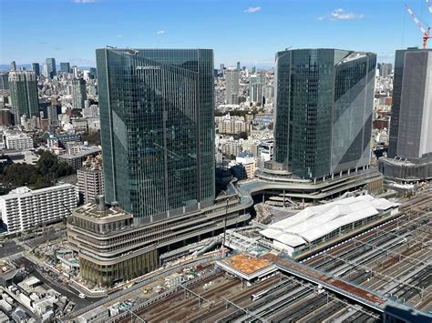 Tokyos Futuristic New ¥600 Billion City Opens To The Public