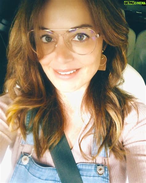 Erica Durance Wiki Biography Age Gallery Spouse And More