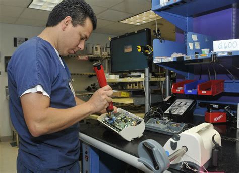 Biomedical Technicians Needed In Healthcare Industry Tgcccc