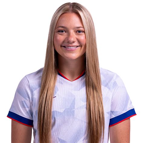Lindsey Heaps Uswnt Us Soccer Official Site