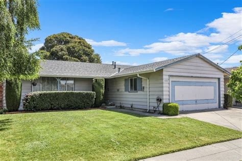26676 Campeche St Hayward Ca 94545 See Est Value Schools And More