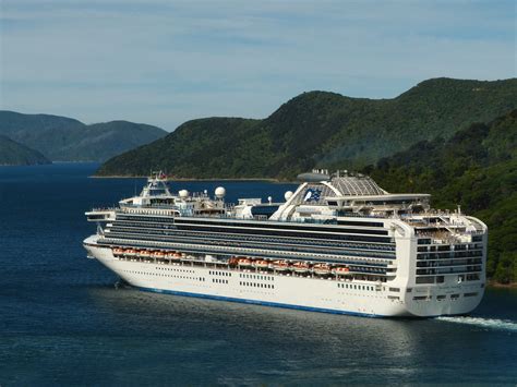 Diamond Princess Description Photos Position Cruise Deals