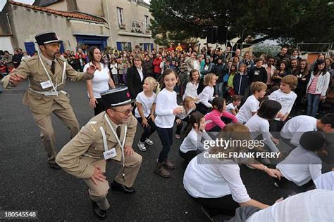 Frank Cellier Actor Photos And Premium High Res Pictures Getty Images