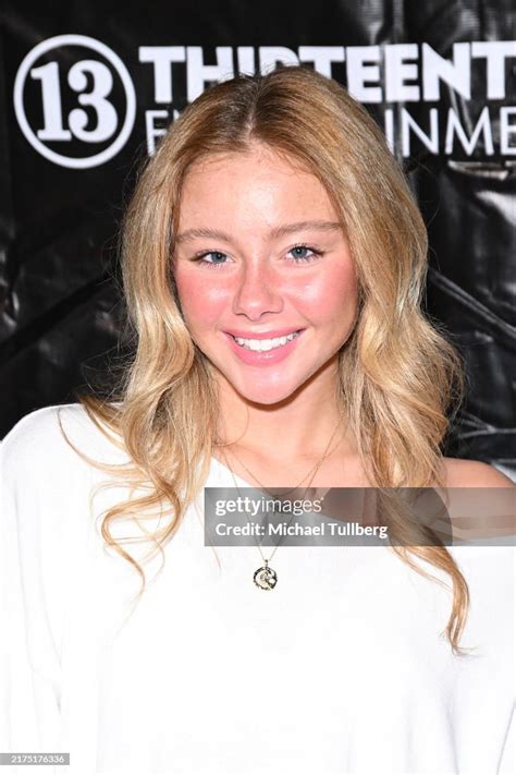 Hannah Kenerly Attends The 16th Annual Los Angeles Haunted Hayride At