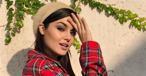 Все официально Ханде Эрчел подписала контракт на съемку в новом